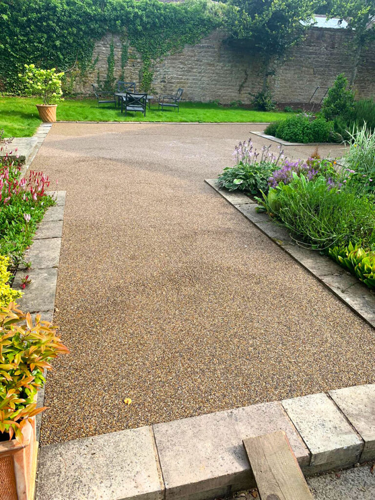 Why should I consider a Resin Bound Patio? - Resin Mixed Stone